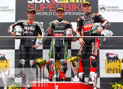 WSBK 2015: Haslam y Rea se reparten las victorias en Australia
